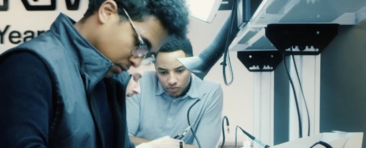 Arrow Electronics uruchamia Engineering Solutions Center w Indiach